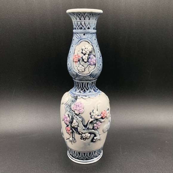 Other | Vintage Inarco Japan Decorative Blue White Vase Pink E4971 ...